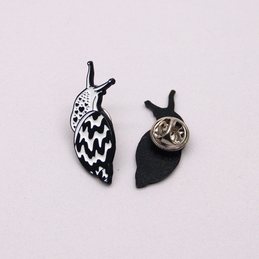Sweet Tanuki 'Snail' Pin – Silver Tongue Bendigo